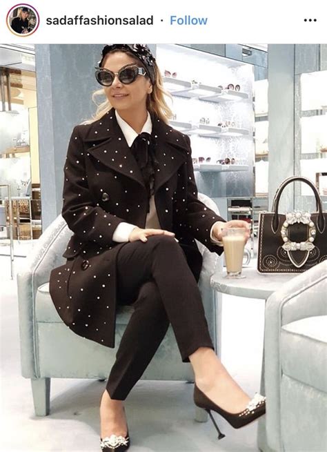 Pin By Mildred Barrera On Street Style In Model Dress Fashion Nice Shoes