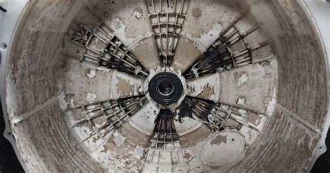 2시간정도 걸렸고 좁은 집에서도 깔끔하게 잘 해주시고 화장실 청소 마무리까지 해주셨습니다 정말 만족스러워요 숨고 숨은고수