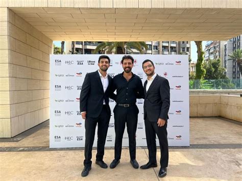 Gabriel And Nadims Entrepreneurial Fellowship Building A Reward Based Crowdfunding Platform For