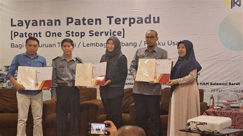 Kanwil Kemenkumham Sulbar Serahkan Sertifikat Paten Kepada Dosen