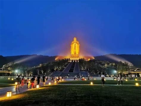 济宁市文化和旅游局 行业资讯 曲阜首条旅游公交专线4月27日开通