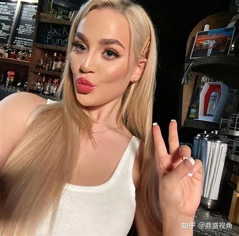双馨女演员，布莱克·布洛瑟姆blake Blossom，才华令人难以想象 知乎