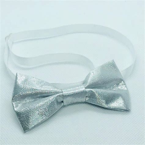 Краватка Метелик для Хлопчика Срібний Метелик Карнавальний Метелик Новорічний — Купить