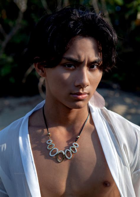 Him 16 Handstand Welans Fighting Photo 20