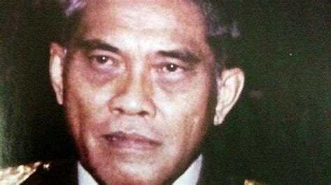 Kisah Kemarahan Benny Moerdani Lempar Baret Merah Bermula Dari Bela