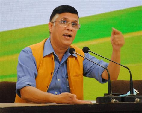 Remarks Against Pm Sc Orders Pawan Kheras Release On Interim Bail