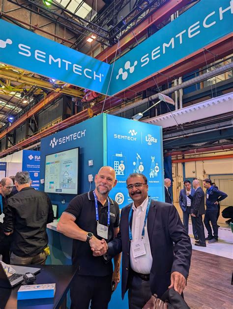 Traxmate On Linkedin Semtech Iot Lora Traxmate Smartassettracking Indoorpositioning…