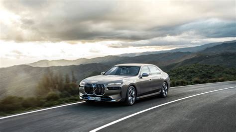 10 Automakers Deeply Invested In Solid State Batteries