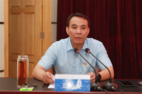 平顶山市委常委、市纪委书记、市监委主任王治安莅临我校为师生讲授思政课 平顶山工业职业技术学院