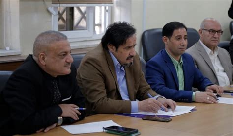 وزير الطاقة والثروة المعدنية يلتقي نقيب ومجلس نقابة المقاولين جوهرة