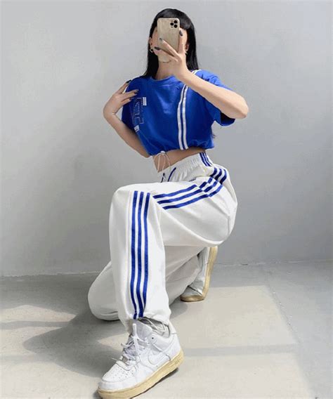 데이달링 빅세일🔥 와우 트레이닝세트크롭티츄리닝세트운동복힙합댄스크롭반팔티여름티셔츠댄스행사페스티벌루즈핏와이드조거팬츠워터밤흠뻑쇼대학축제