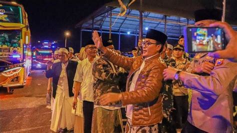 Bupati Pamekasan Berangkatkan 10 000 Nahdliyin Untuk Peringati 1 Abad