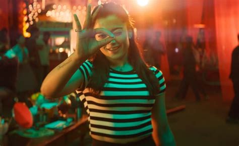 Rashmika S Hook Step In Sooseki Is Talk Of Town Pushpa 2 Song Allu