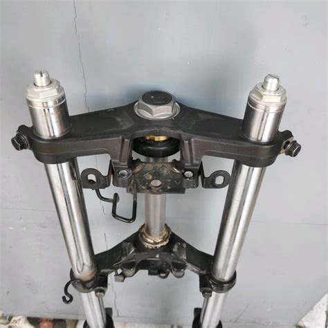 Jual FRONT SHOCK STEERING STEEM SHOCK DEPAN T ATAS BAWAH SHOCKBREAKER