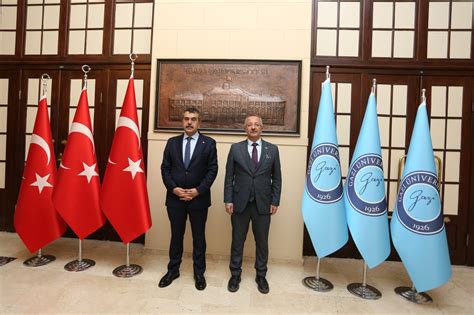 Milli Eğitim Bakanı Prof Dr Yusuf Tekin Rektörümüz Prof Dr Uğur