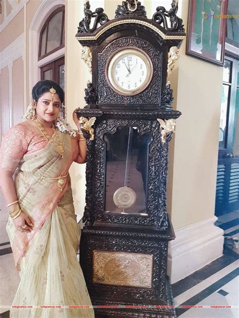 Praveena Actress Photo Image Pics And Stills 515982