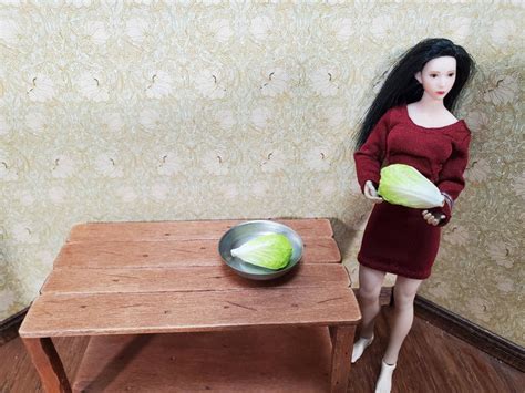Dollhouse Romain Lettuce 2 Heads 112 Scale Miniature Kitchen Food