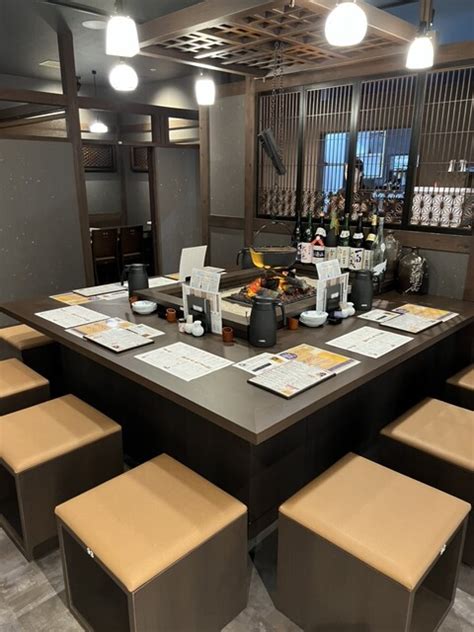 秋田郷土料理と旨い酒のあるところ かまくら 秋田郷土料理 食べログ