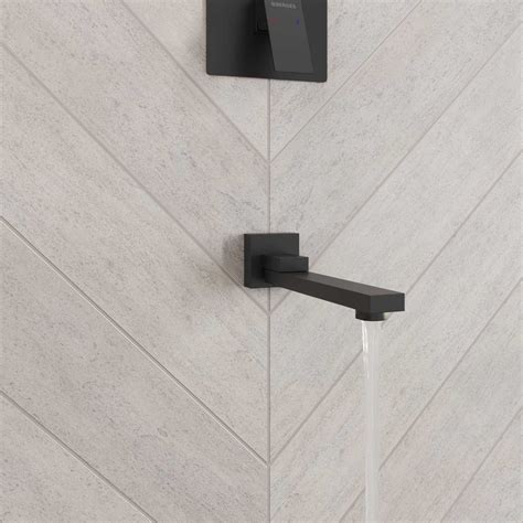 Душевой комплект BERGES NARDIS 3S BLACK, поворотный излив, черный матовый