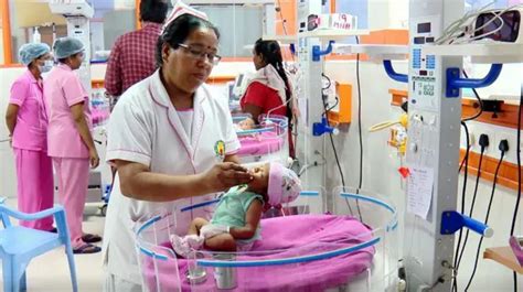 பால் சுரக்காத தாய்மார்கள் குழந்தைகளுக்கு தாயாக விளங்கும் தாய்ப்பால் வங்கி Bbc News தமிழ்