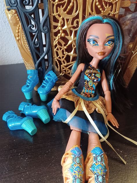 Did Anyone Else Get Double Shoes W Their Mm Cleo Just Thought This