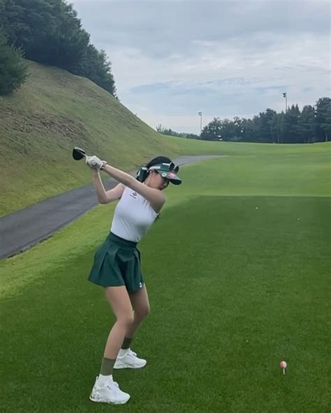 정말 완벽한 골반회전으로 임팩트 타이밍 최고네요🙌🏻😍🥰드라이버스윙 Golf Golfswing 골프 골프스윙 임팩트 다운스윙 아이언스윙 Golfer 골프연습