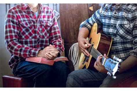 10 Temas para Culto de Louvor e Adoração 4 Esboços