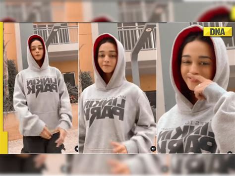 Pakistani Girl Ayesha Lip Syncs To Pal Pal Dil Ke Paas In Viral Video