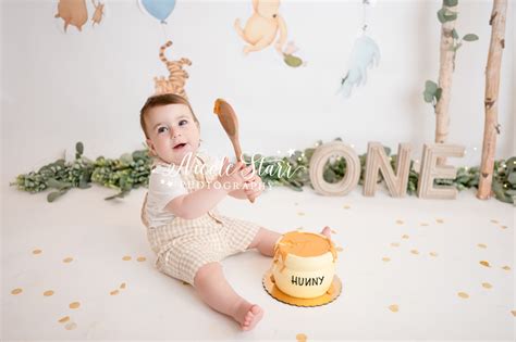 Classic Winnie The Pooh Cake Smash With Saratoga Springs Baby