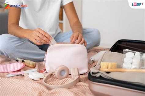 Tetap Cantik Terawat Ini Skincare Yang Harus Dibawa Saat Liburan