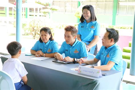 สอบสัมภาษณ์นักเรียนห้องเรีย โรงเรียนฤทธิยะวรรณาลัย ประถม