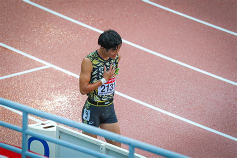 Saya On Twitter U20日本選手権 男子400mh 予選1組 増井幸輝選手駿河台大5249 Q フィニッシュ後、深々