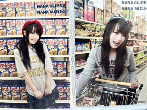【rakutao公式アカウント01様専用】水樹奈々ブロマイド17枚セット メルカリ