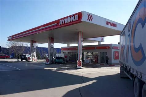 6 институции проверяват данъчните сладове на „Лукойл“ Darik Bg