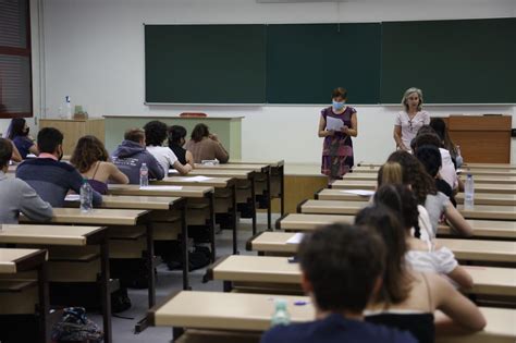 Los alumnos podrán examinarse de Historia o Filosofía para subir nota en la EbAU Andalucía