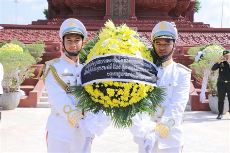 ឧត្តមសេនីយ៍ត្រី អេង ហ៊ី អញ្ជើញធ្វើបទឧទ្ទេសនាមស្តីពីដំណើរឆ្ពោះទៅការផ្តួលរំលំរបបប្រល័យពូជសាសន៍