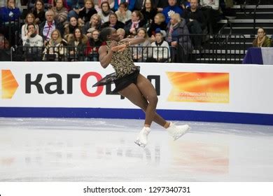 39 African American Lady Athlete Competing Images Stock Photos 3D