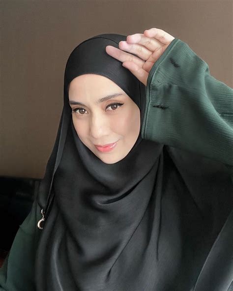 Pakai Tudung Labuh Macam Makcik Tak Moden Mia Ahmad Respon Komen