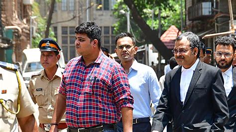Cbi Summons Ex Ncb Officer Sameer Wankhede On May 24 Oneindia News