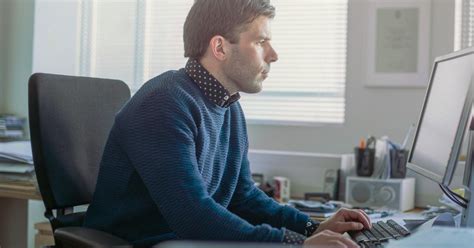 Solidworks设计树中孔向导特征位置草图编辑打开之后移动到特征之外 智诚科技ict