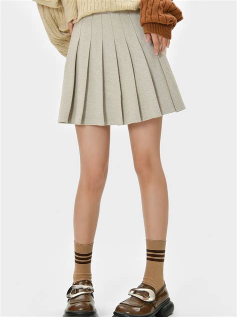 High Waist Beige Preppy Pleated Skirt