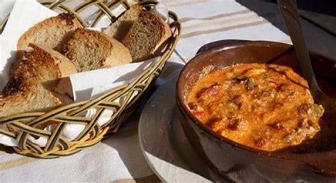 Tavë Dheu Il Meglio Della Cucina Tradizionale Di Tirana