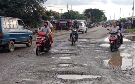 Warga Batu Bara Keluhkan Jalan Access Road Inalum Rusak Parah Jabar News