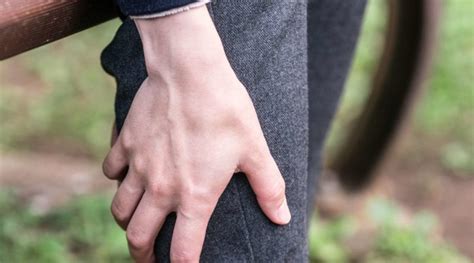 Por qué me pican las piernas Causas síntomas y alivio del picor Salud Tudo