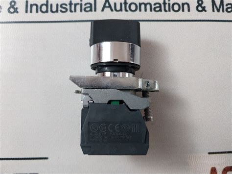 Schneider Electric Telemecanique Zbe 101 Push Button Switch 240v Aeliya Marine