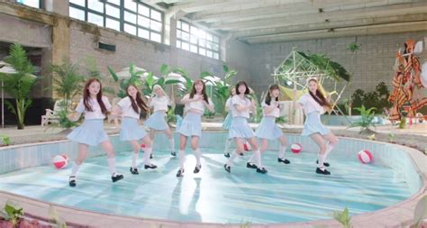 Oh My Girls “a Ing” Is An Aegyoreggae Remake That Sounds Dated