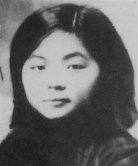 61年陳賡在上海，去看望王根英母親，王母：陳賡，你還沒忘了我？ 每日頭條