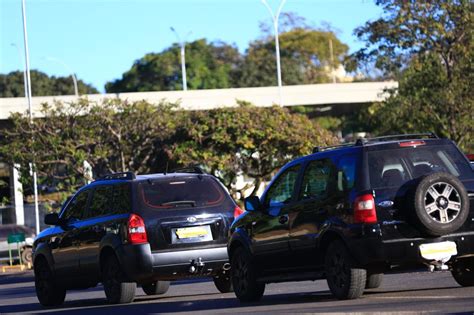 PCDF prende grupo que vendia carros roubados GPS para roubá los de