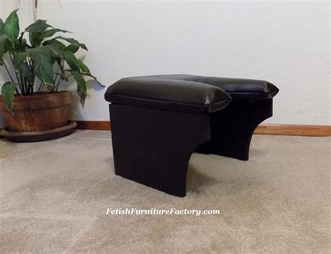 Mature Queening Stool Smothering Chair For Oral Sex Sex Furniture