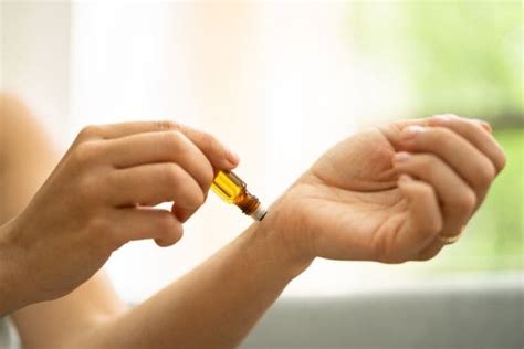 Descubra os Benefícios Terapêuticos da Aromaterapia para o Corpo e a